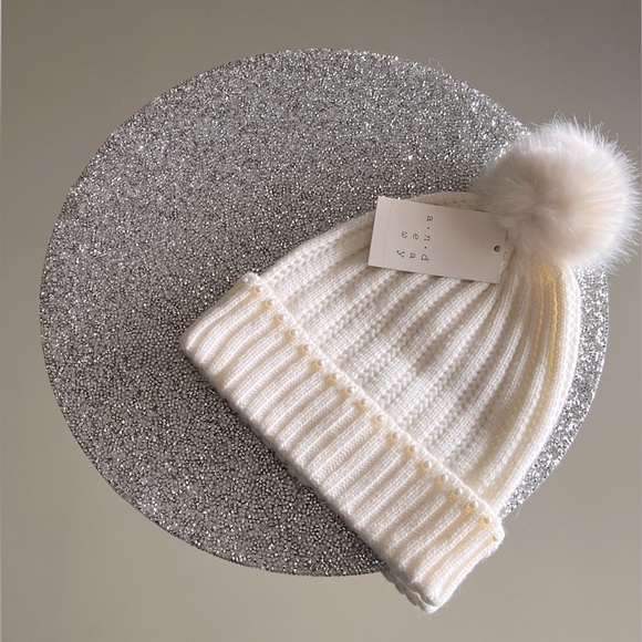 a new day | Accessories | New Wtags Winter White Hat With Pom | Poshmark